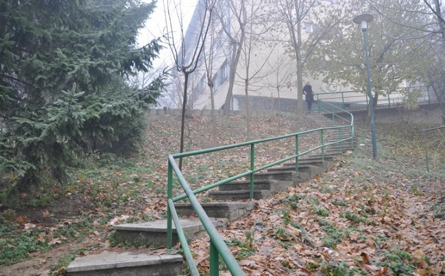 FOTO: Završena sanacija pješačkih staza i stepeništa u ulici Zaima ...