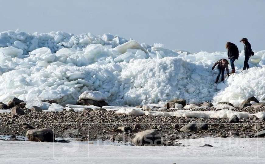 Zabrinjavajući prizori: Najveći glečer Evrope ubrzano nestaje ...
