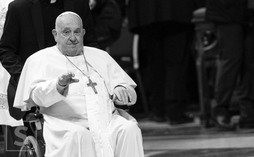 Papa Franjo odlučio prekinuti stoljetnu tradiciju: Neće biti sahranjen u Vatikanu - Radiosarajevo.ba