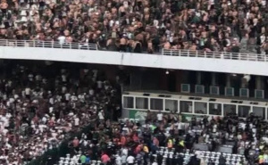 Uznemirujuće: Srušila se ograda tribine na stadionu - jedna osoba poginula, više povrijeđenih