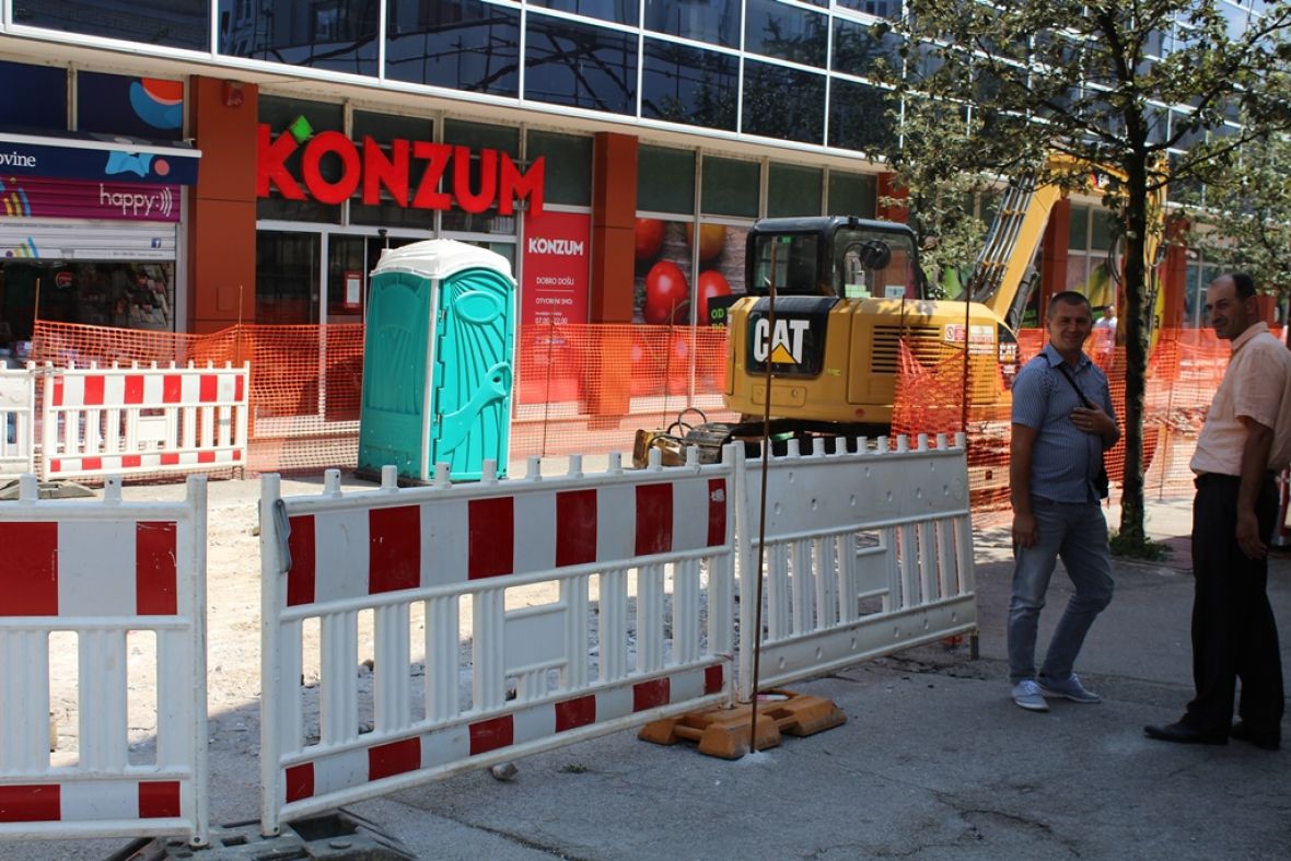 Sarajevo /Pogledajte kako će izgledati: Uređuje se Mala aleja / Radio ...