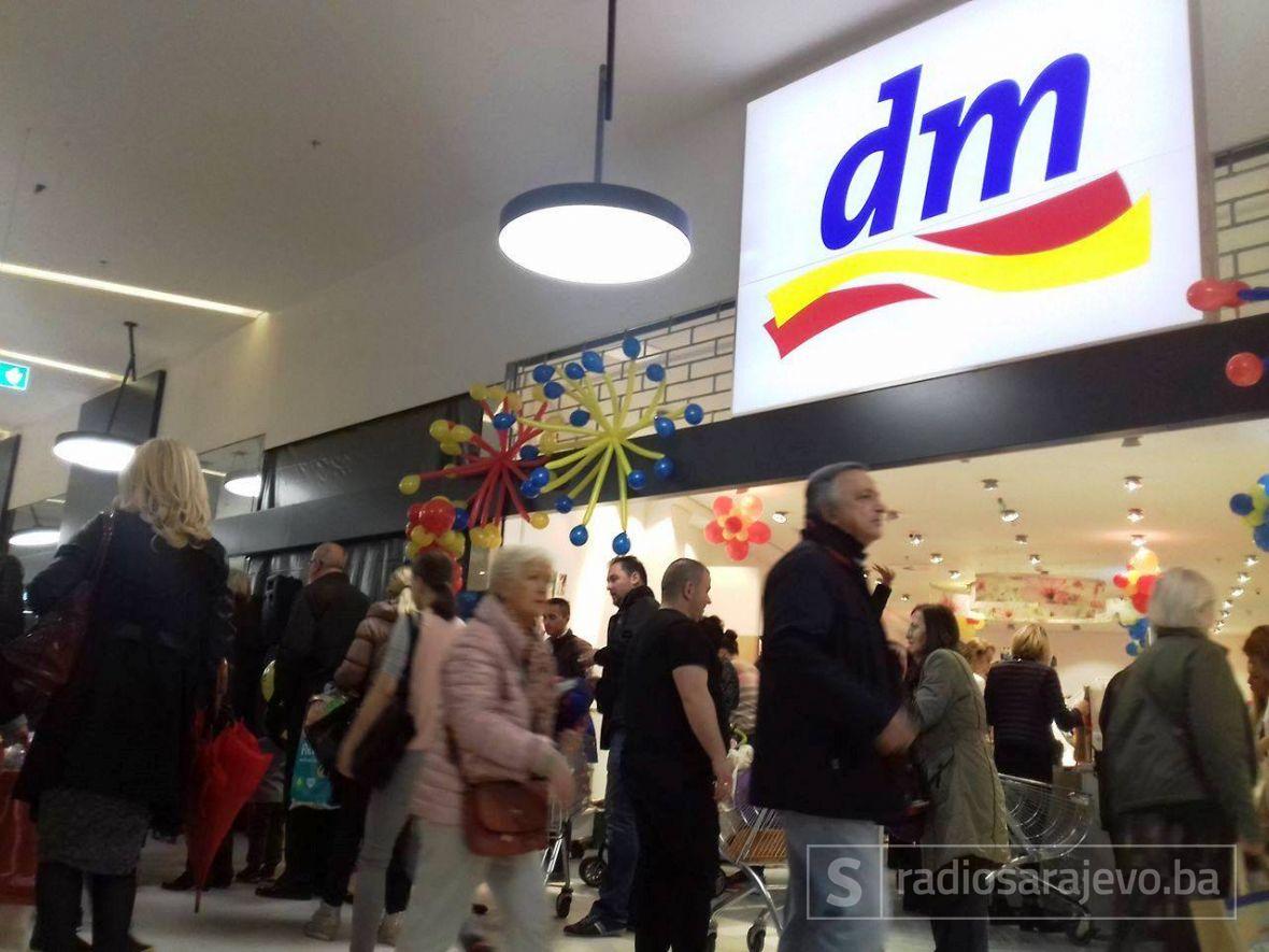 Ložionička /Nova velika dm prodavnica u Sarajevu: Dođite, čekaju vas i ...