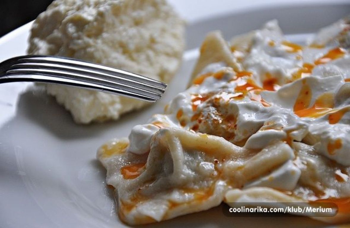 Savršeno /Miris bosanske tradicije: Jednostavan recept za ukusne klepe ...