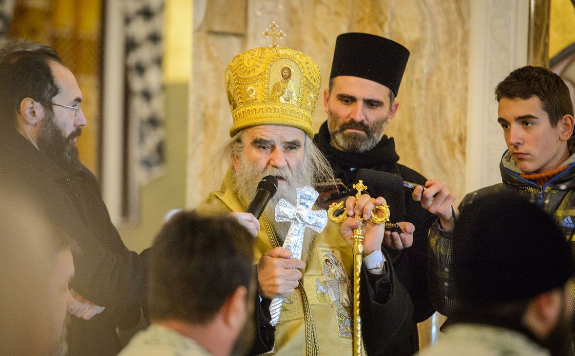 Saradnja na djelu /Mitropolit Amfilohije poklonio novac Islamskoj ...