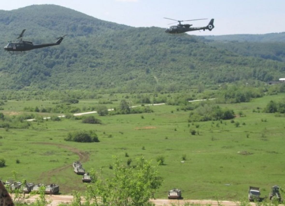 Na vojnom poligonu Manjača /Uspješno završena vježba "Dinamičan odgovor ...