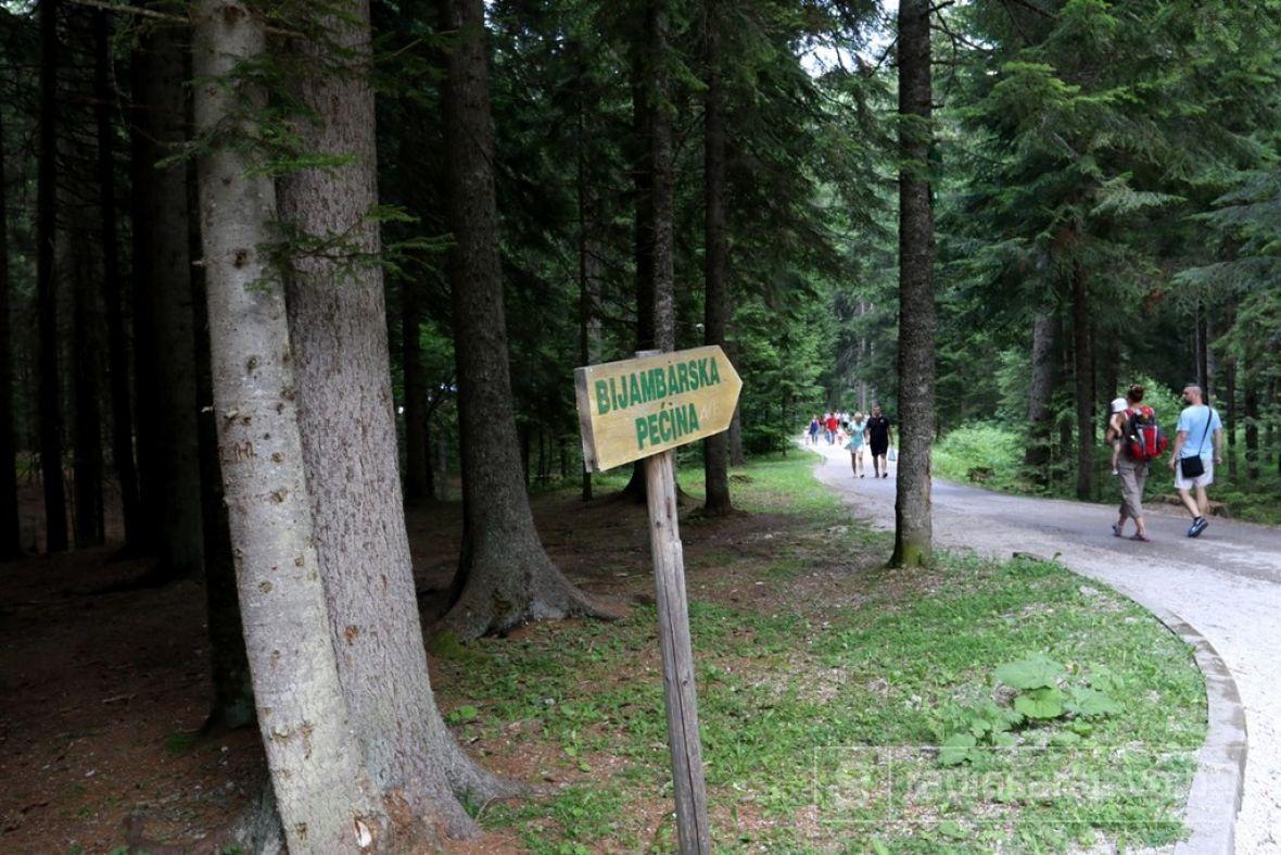 Fotošetnja /Rajska priroda iz BiH: Bijambare svojom ljepotom oduzimaju ...