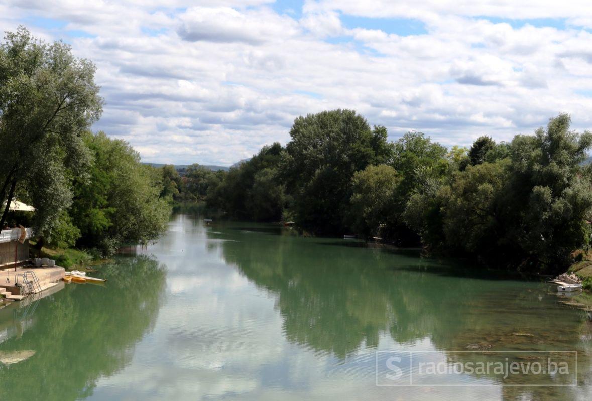 I ovo je BiH /Ljepotica Sana, bistra i hladna bh. planinska rijeka ...