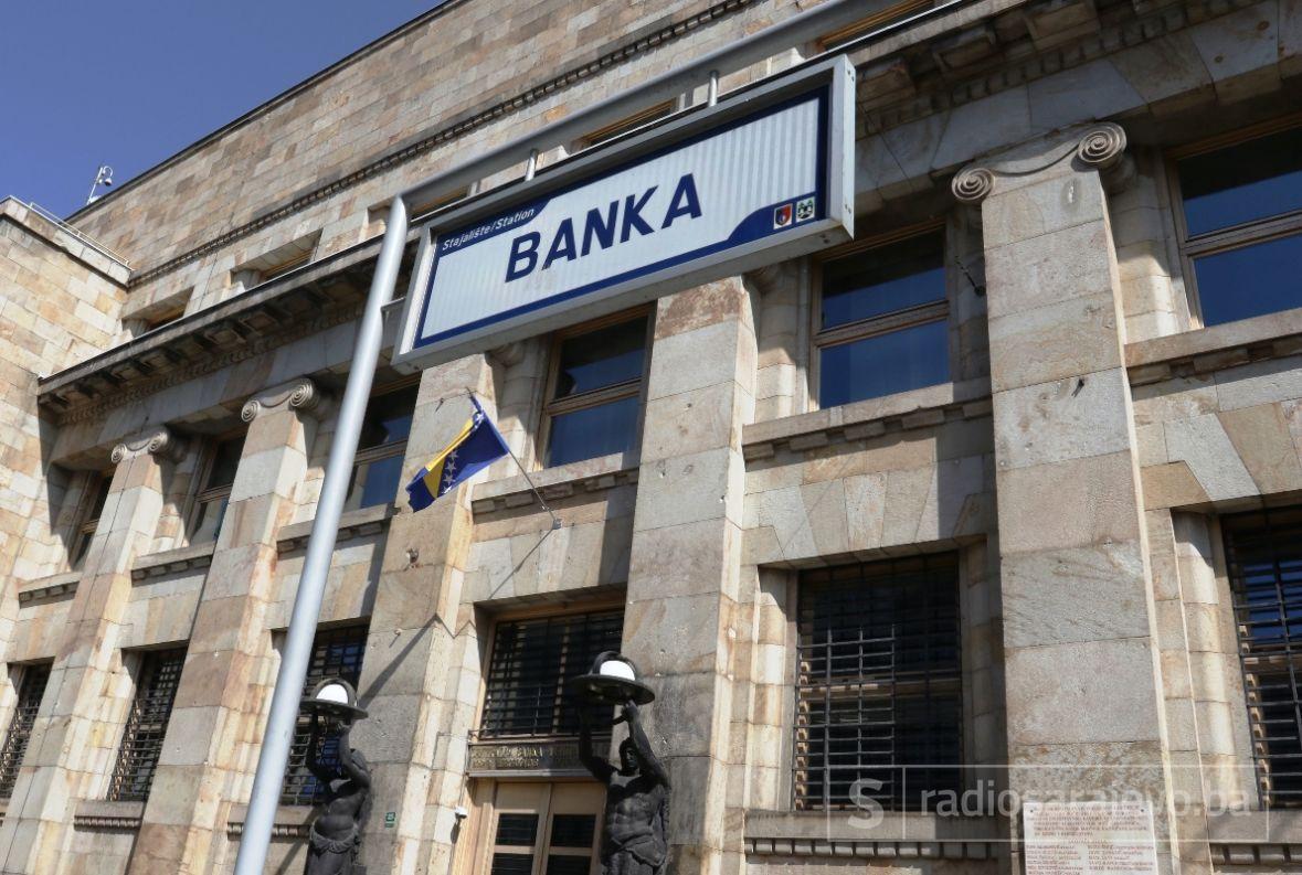 Obnovljena fasada: Centralna banka BiH zasjala novim sjajem ...