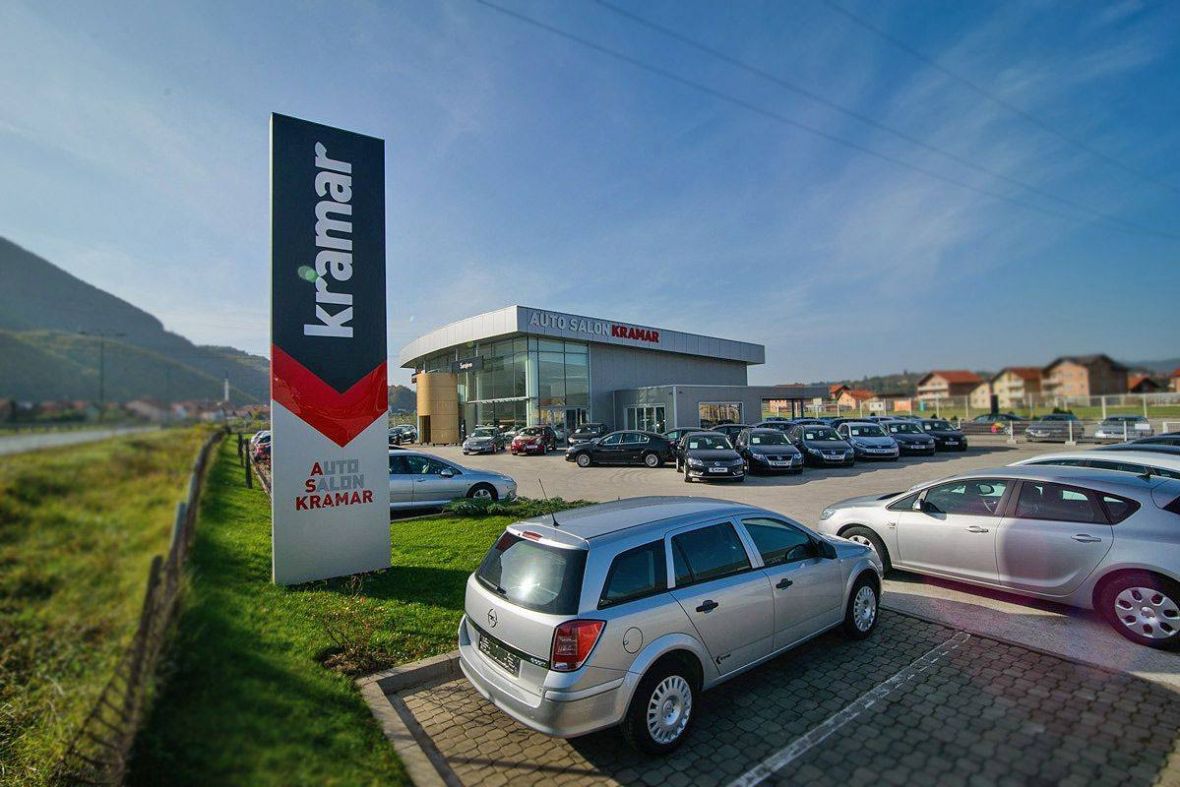 MUP KS-a /Bačena bomba na autosalon "Kramar" u Blažuju / Radio Sarajevo