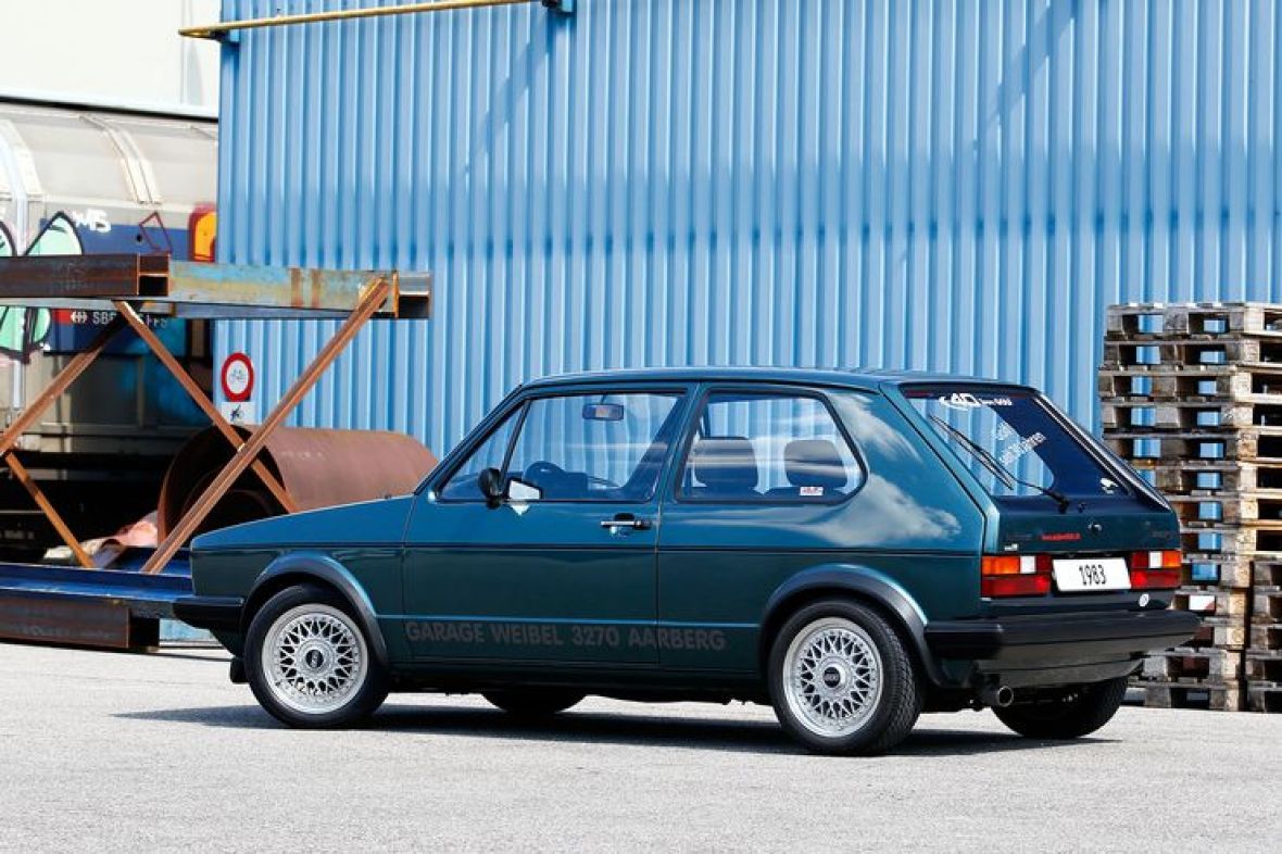 Švicarska /VW Golf I GTI: Izgleda poput originala, ali u prtljažniku ...