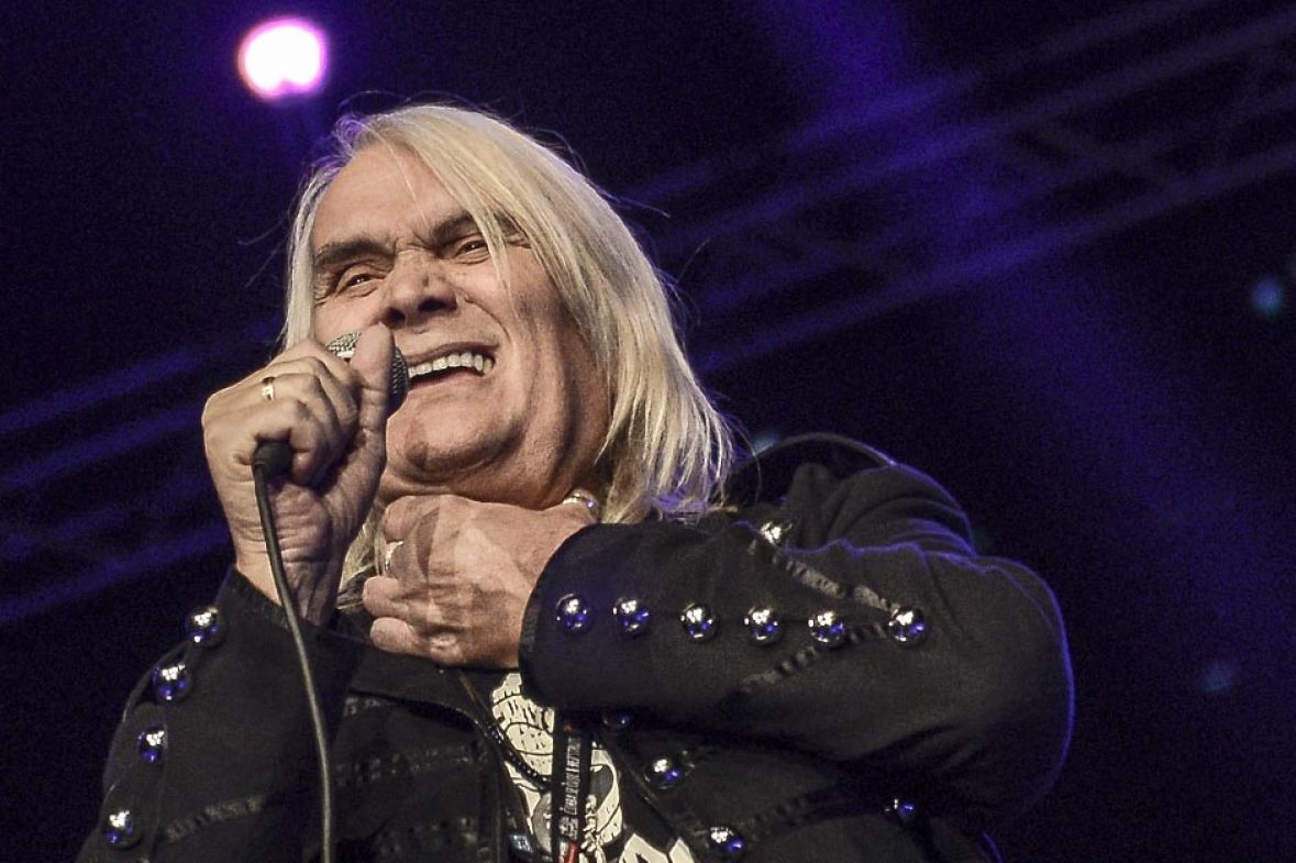 Beograd /Bora Čorba doživio nervni slom nakon što je opljačkan u Parizu ...