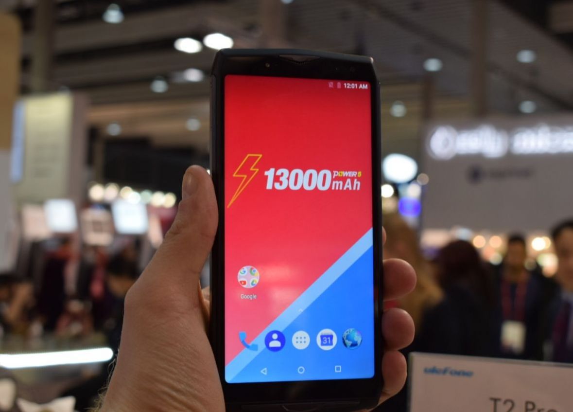 Mobiteli /Novi kineski pametni telefon ima 4 kamere, a baterija mu ...