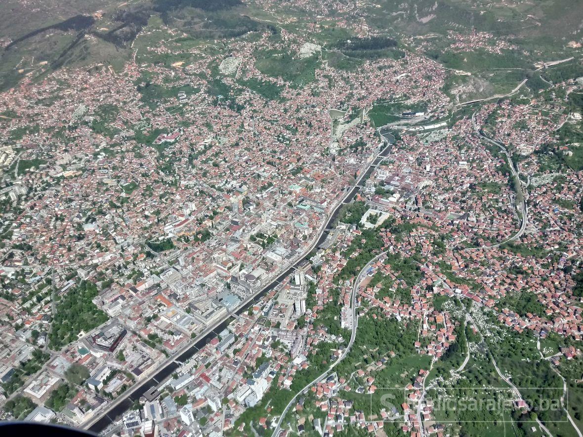 Video /Nesvakidašnji pogled na glavni grad: Pogledajte panoramski let ...