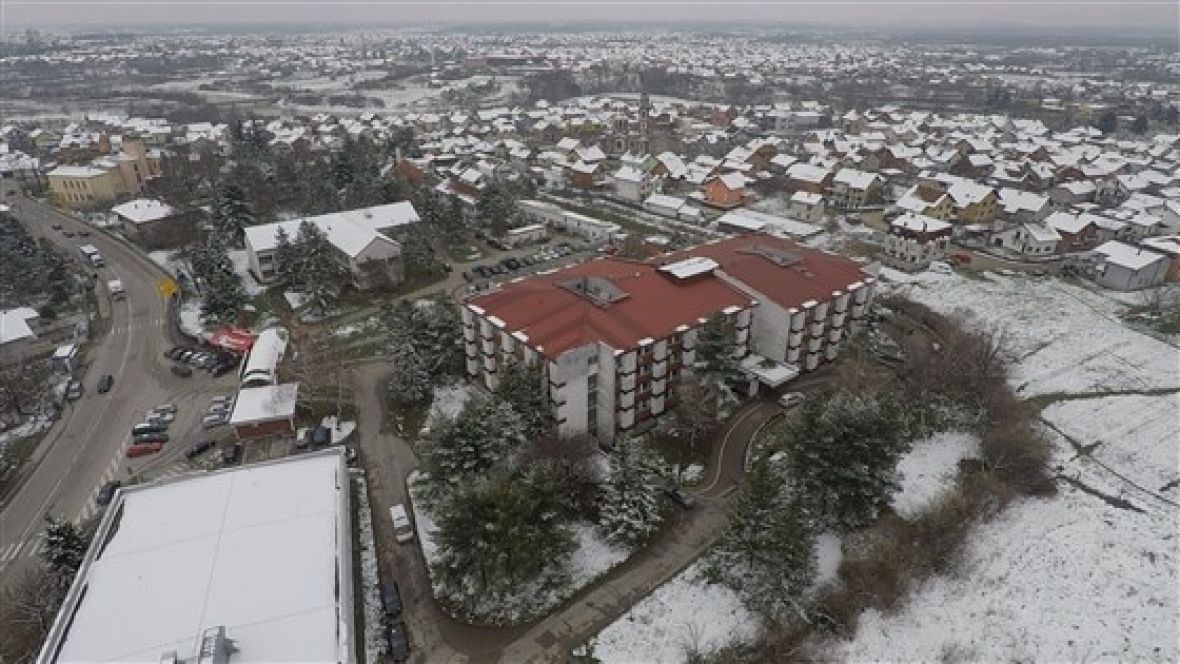 Brčko /Hotel i bolnica u kojima su počinjeni zločini u ratu u BiH još ...
