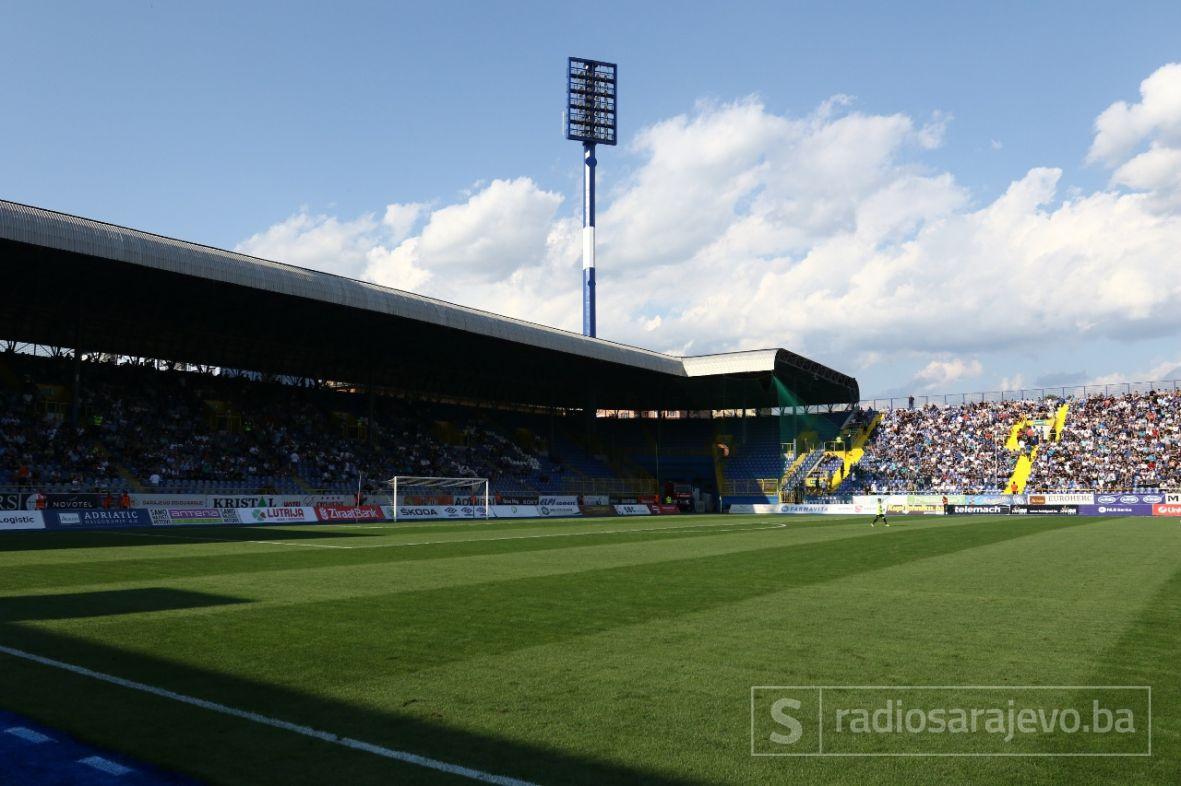 Sarajevo /Željine legende otvorile novi travnjak stadiona Grbavica ...