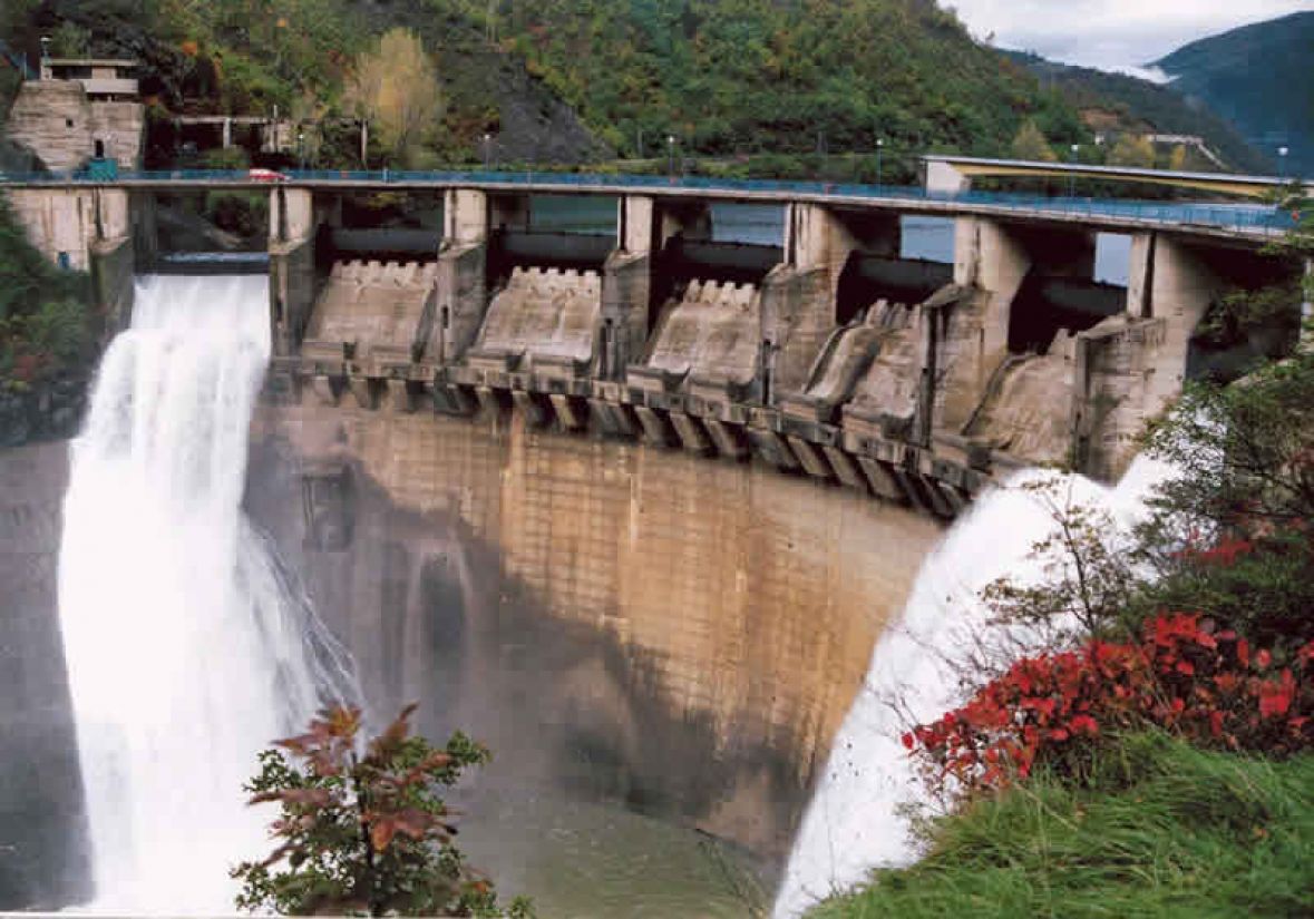 MUP HNK /Radnik poginuo tokom izvođenja radova na HE Jablanica / Radio ...