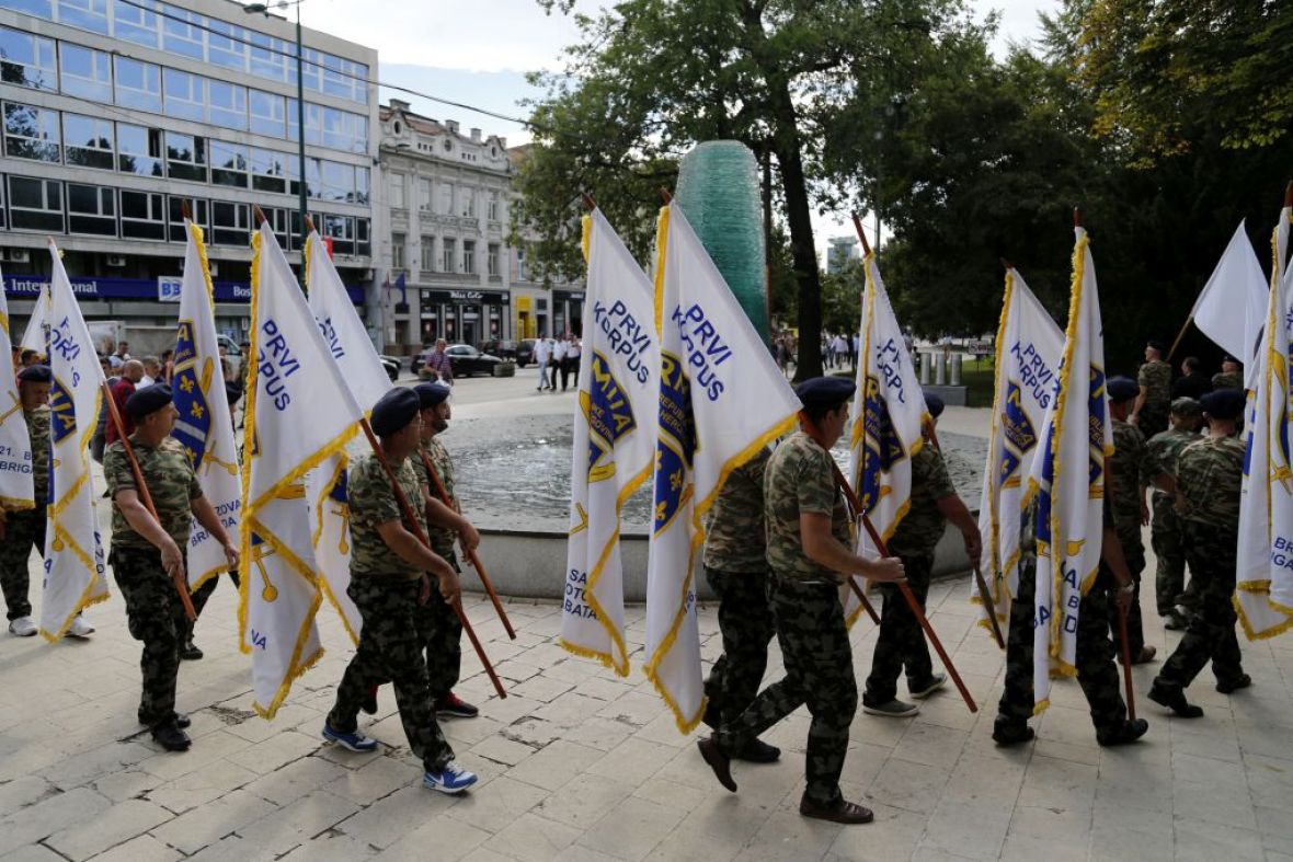 BiH /Godišnjica 1. korpusa ARBiH: Više od 6.000 boraca položilo život u ...