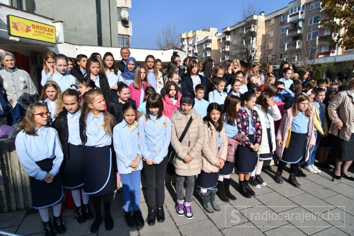 Sjećanje /Ubijeni s olovkama u ruci: Dan kada su poginuli Fatima Gunić ...