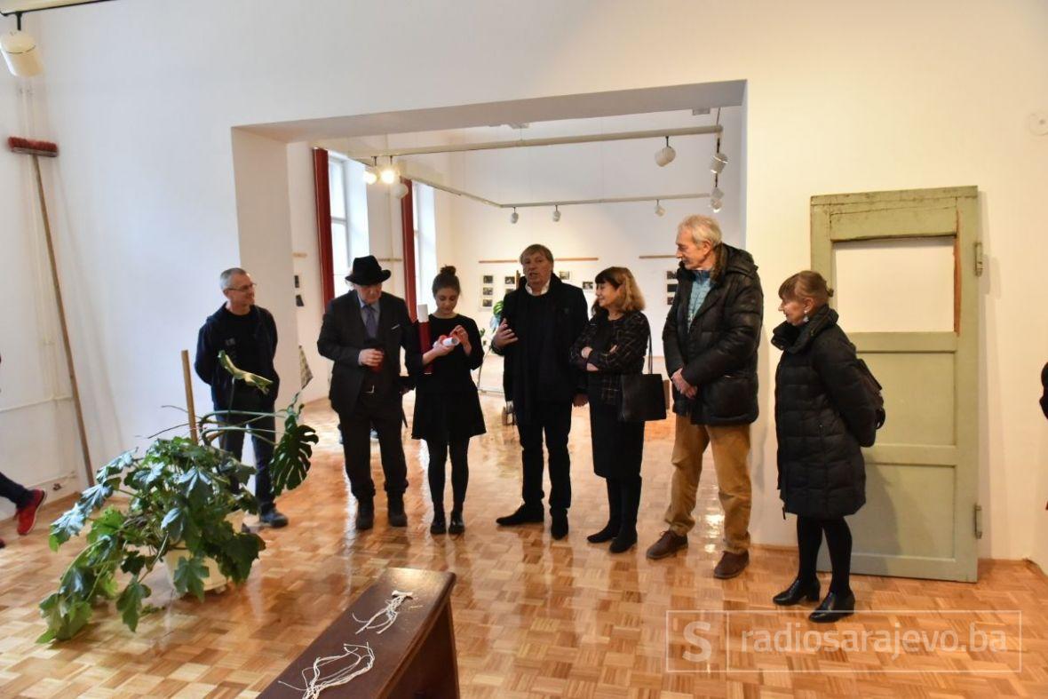 Čestitamo /Lamija Čehajić primila prvu umjetničku nagradu 'Vojo ...