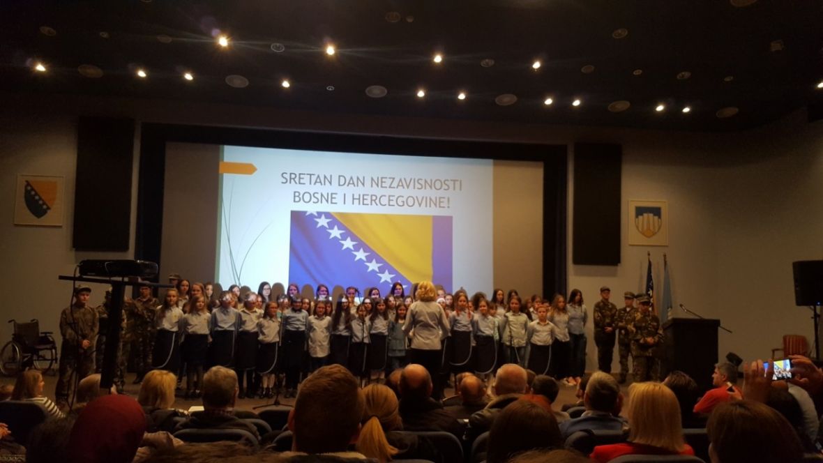 Sarajevo /Osnovna škola Fatima Gunić održala Svečanu akademiju povodom ...