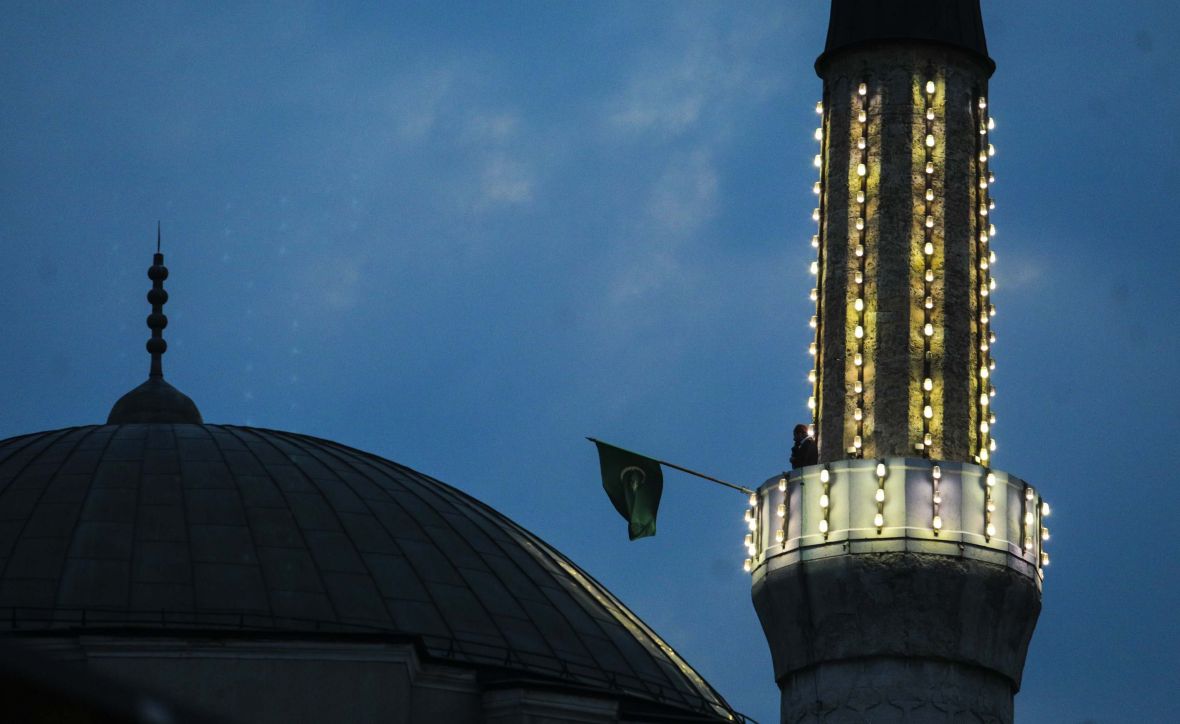 ! /Muslimani u Sarajevu dočekali Lejletul-miradž, noć koja najavljuje ...