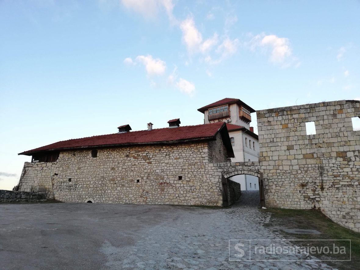 BiH /Počinje obnova kule Husein-kapetana Gradaščevića / Radio Sarajevo