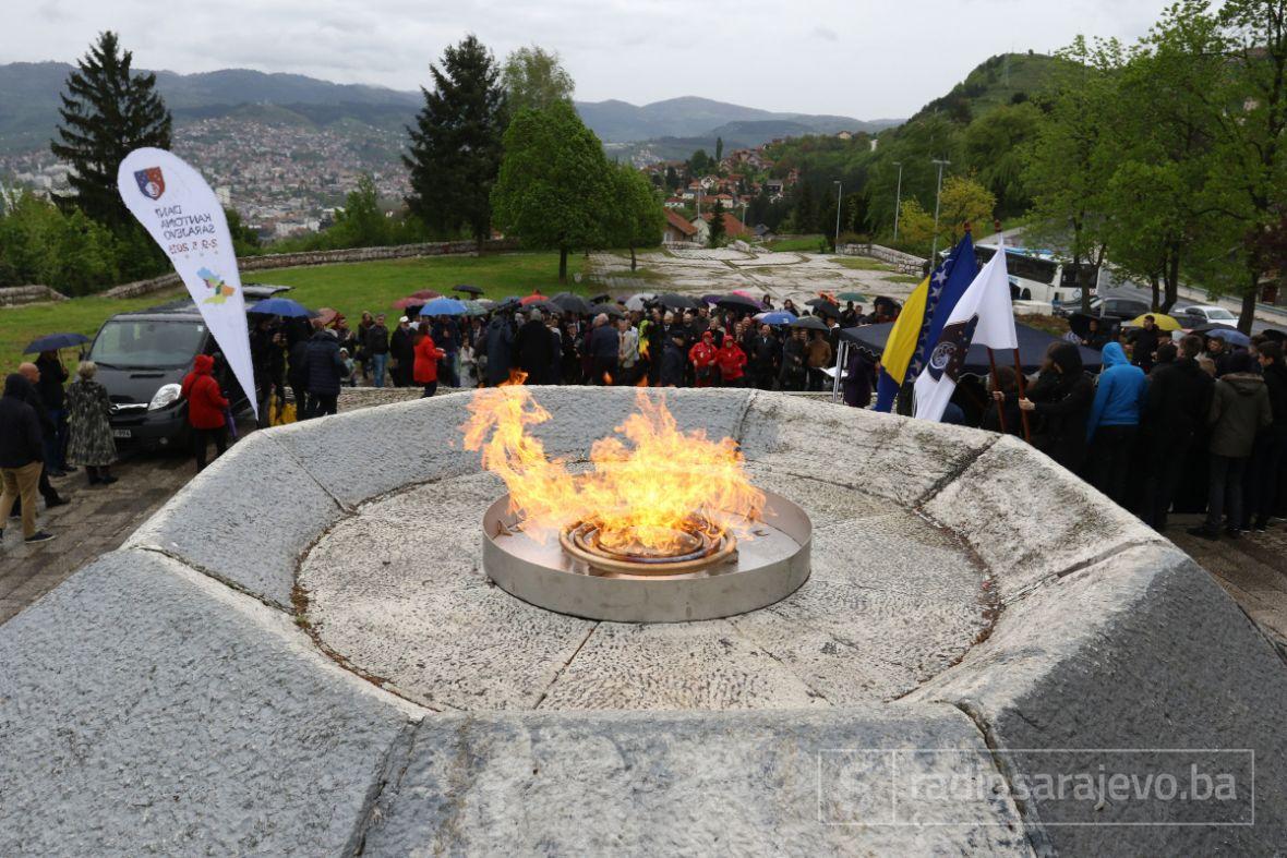 Spomenici NOB-a u BiH: Svjedoci prošlih ratova i žrtava naših predaka ...