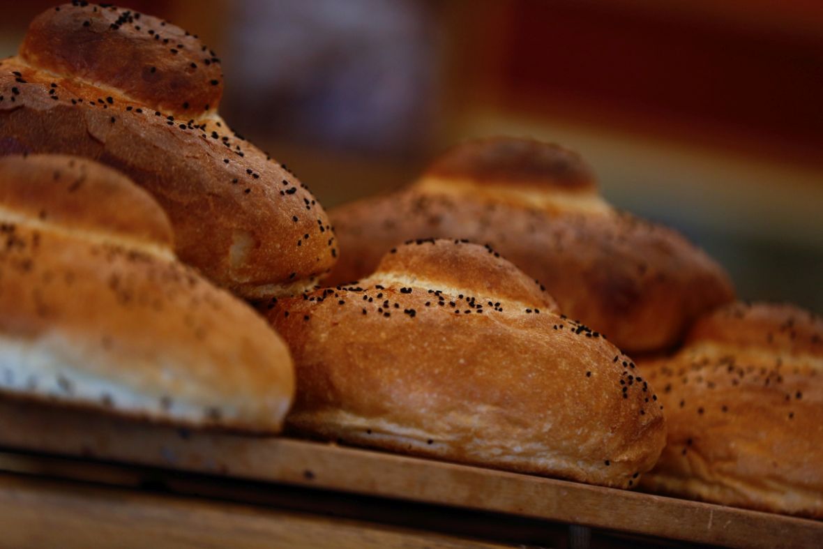 BiH /Običaji i tradicija: Jedinstveno pecivo paklama, kao dio bajramske ...