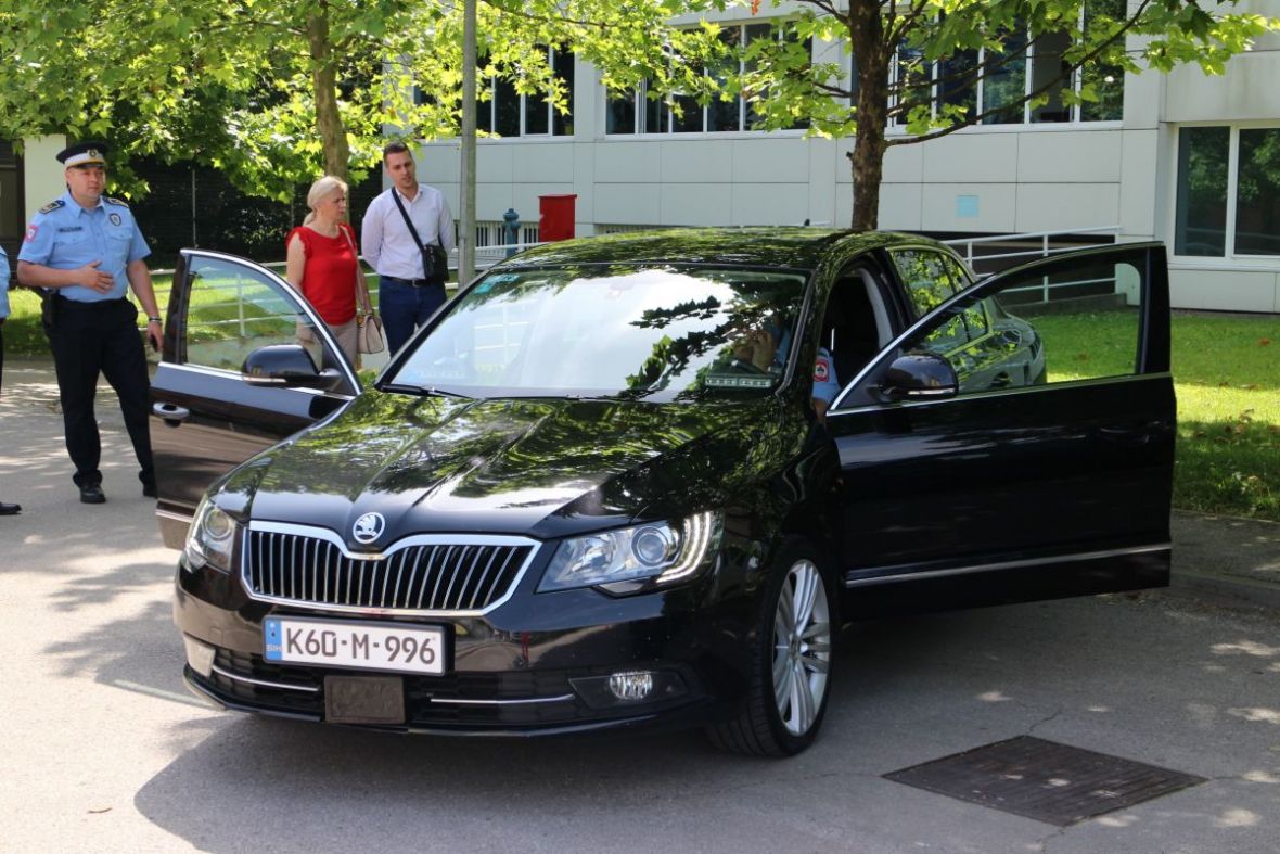 RS /Od sutra na ulicama love presretači: Sa njima nema nagodbe i ...