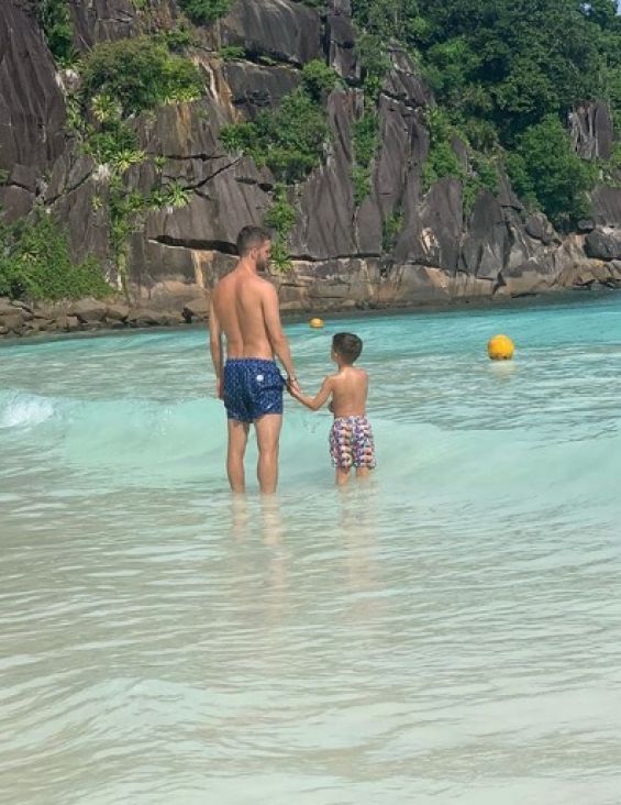 Ljeto /Pjanić se pohvalio fotkama s mora - javio se i Sabit IzTarčina ...