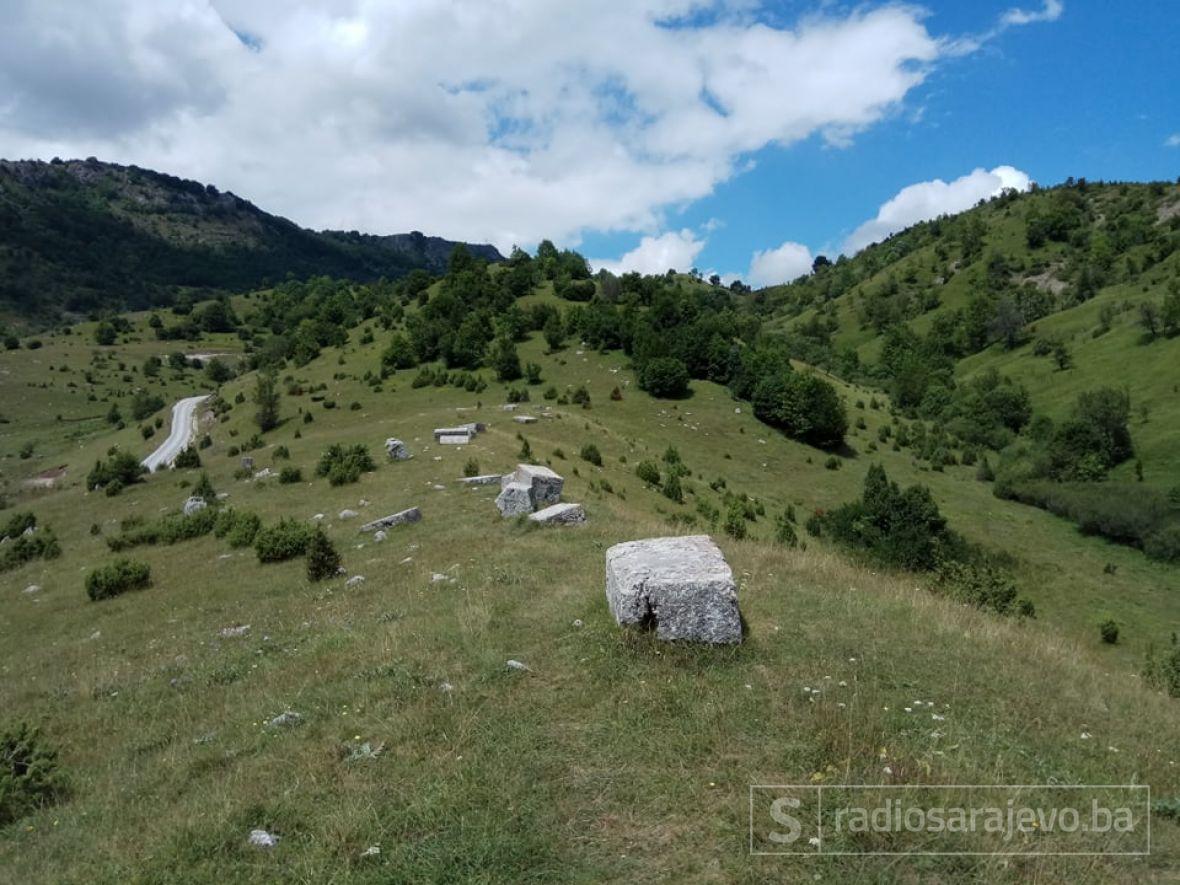 BiH /Umoljani, selo iz legendi: Vječno počivalište naših predaka i ...