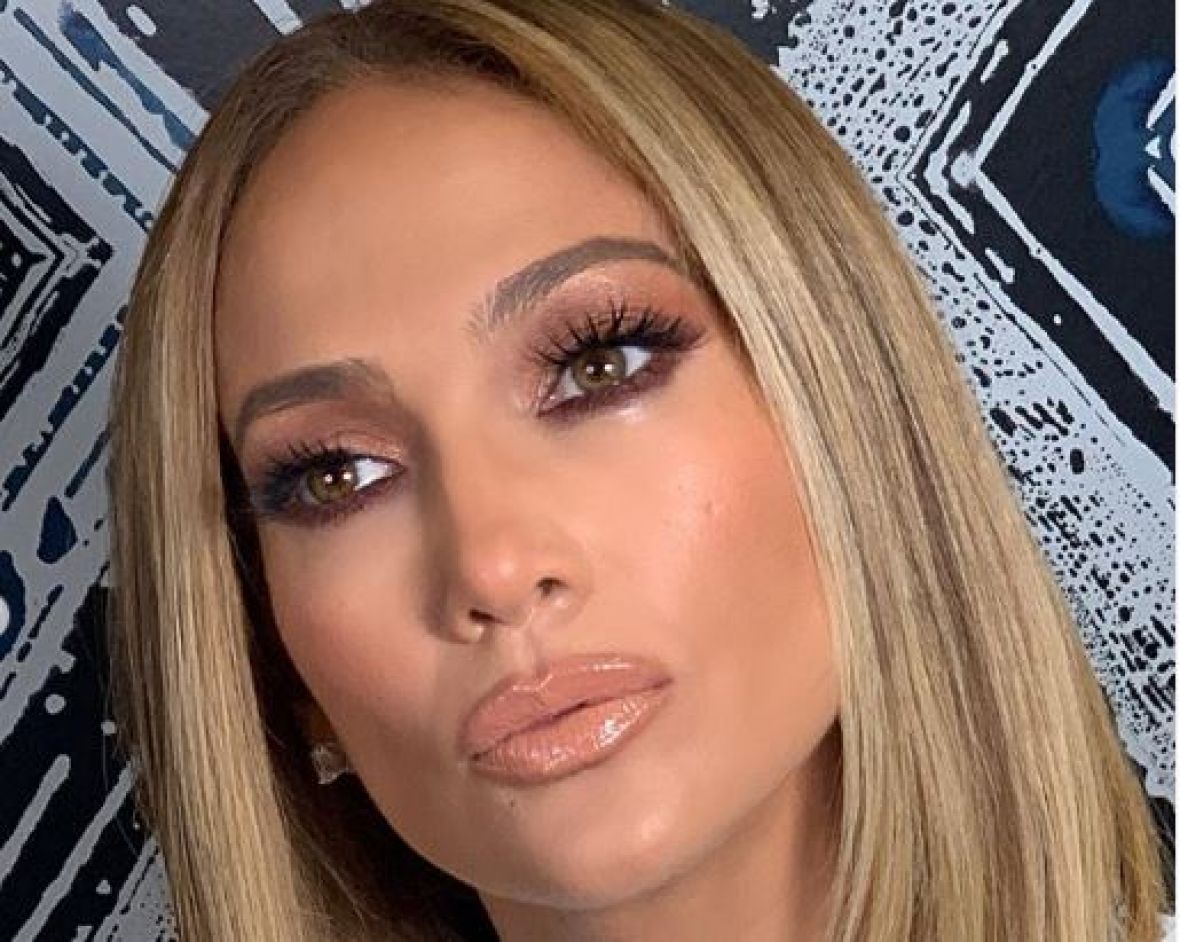 Tužba /Jennifer Lopez bi zbog jedne fotografije mogla ostati bez 150. ...