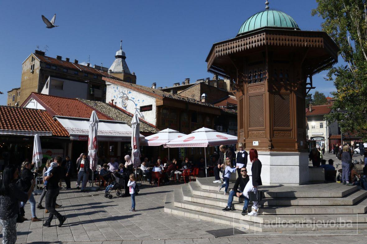 Sarajevo /Sebilj, mjesto gdje se vijekovima napajaju žedni / Radio Sarajevo