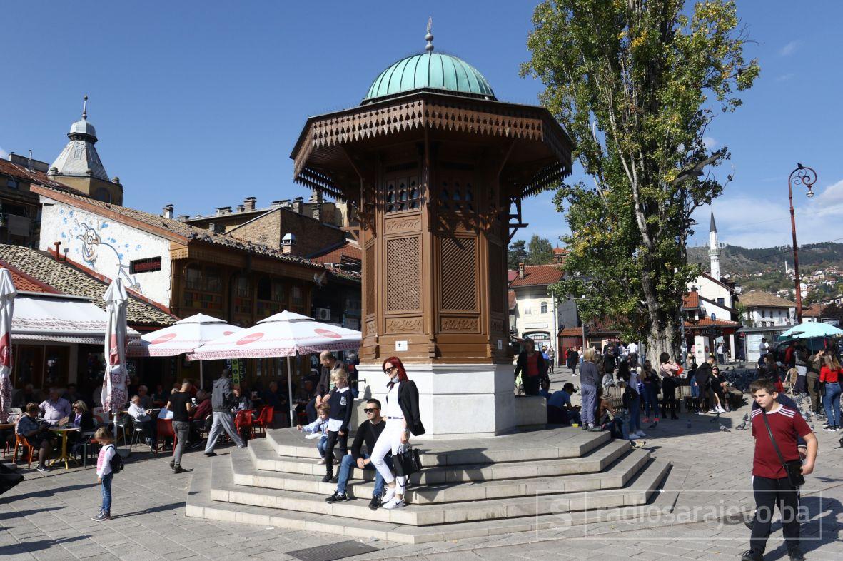 Sarajevo /Sebilj, mjesto gdje se vijekovima napajaju žedni / Radio Sarajevo