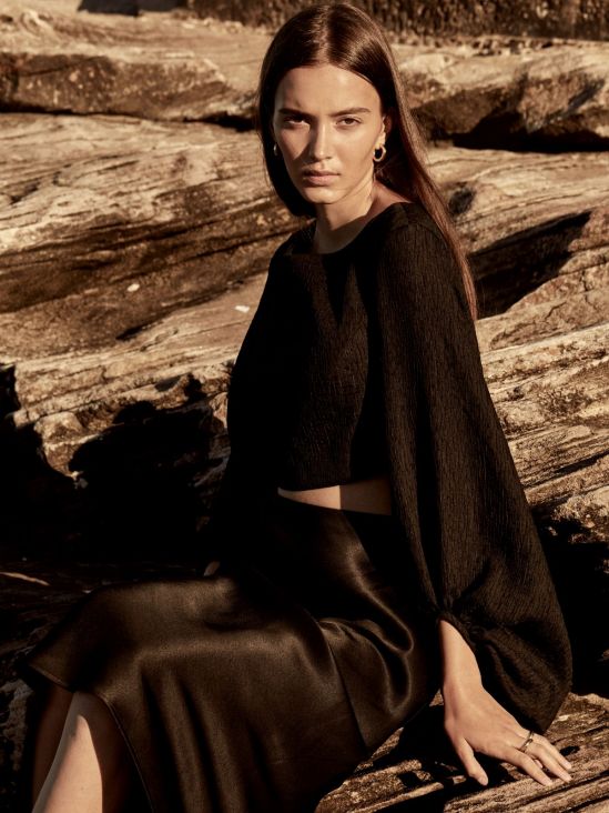 ! /Prvi i jedini IMG model iz BiH: Naša Azra u društvu sestara Hadid ...