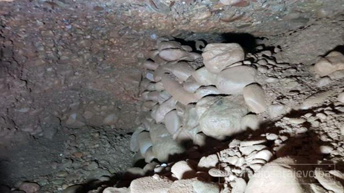 ! /Otkriće tunela u Visokom: Prvi ulazak u podzemni kompleks star više ...