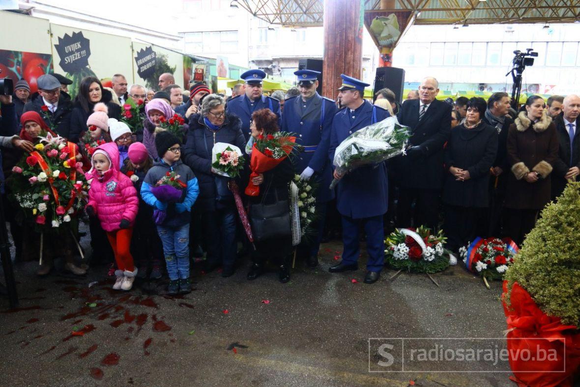 Markale danas, 26 godina poslije: Suze, tišina i molitva za 68 ...
