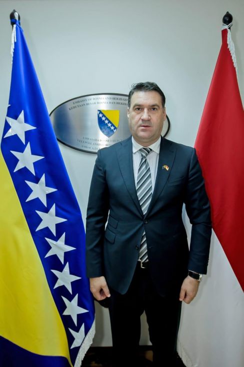 Halilović, ambasador velikog srca: Pandemija podcrtava apsurdnost svih ...