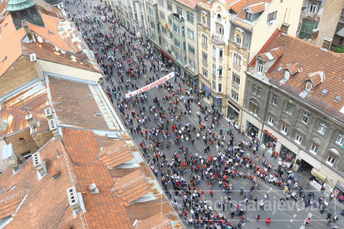 ! /Pogledajte kako je skup SABNOR-a BiH kod Vječne vatre izgledao iz ...