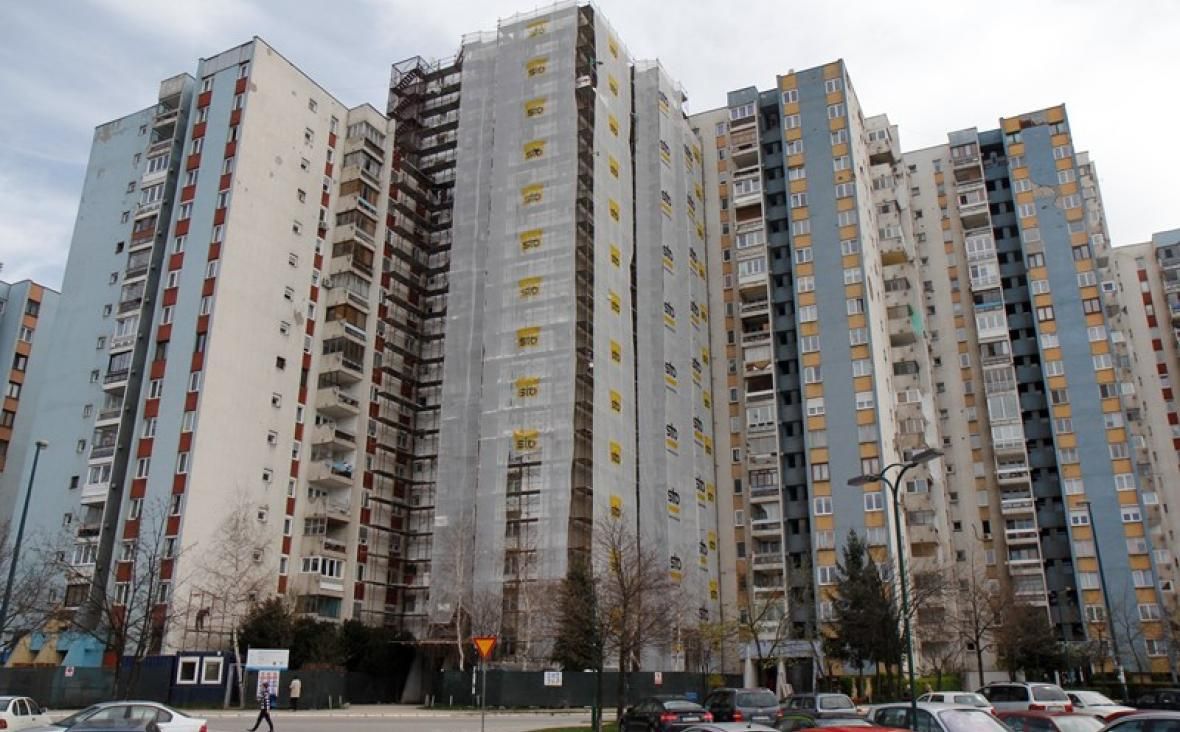 MUP /Poznat identitet muškarca koji je skočio sa zgrade u Sarajevu ...