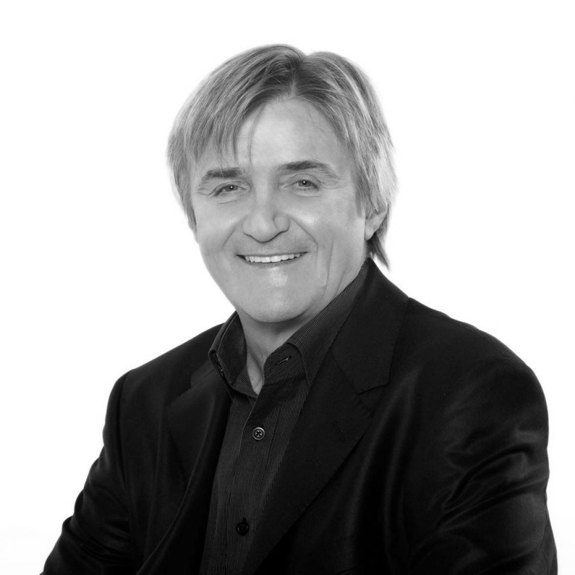 ! /Preminuo Rajko Dujmić, frontmen Novih fosila / Radio Sarajevo