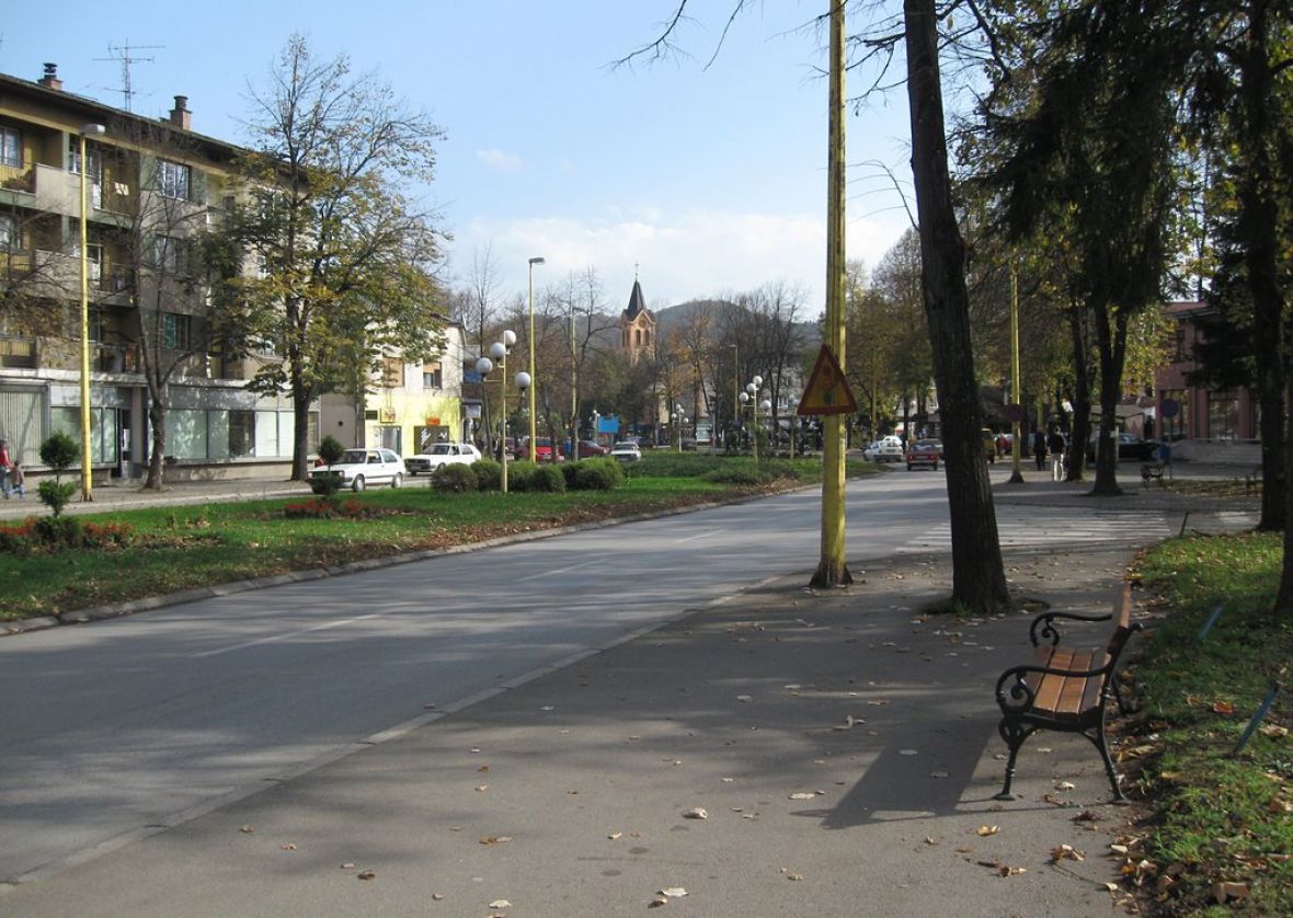 Teslić /BiH: Uhvatili serijske pljačkaše podruma / Radio Sarajevo