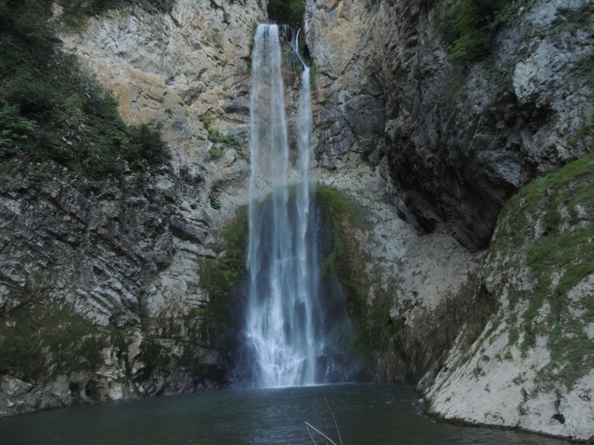 Ljepote BiH /Vodopad Blihe: Prirodni dragulj Sanskog Mosta / Radio Sarajevo