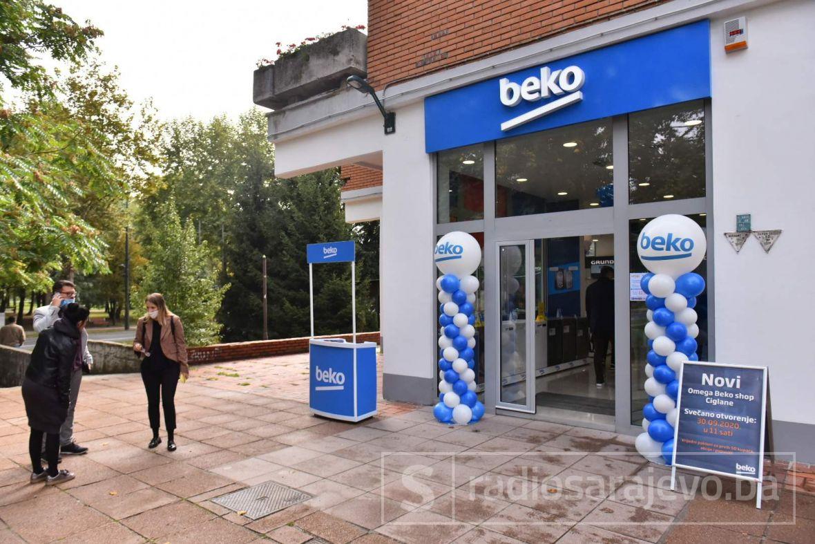 Svečanost /Otvoren novi Omega Beko shop u Sarajevu, u naselju Ciglane ...