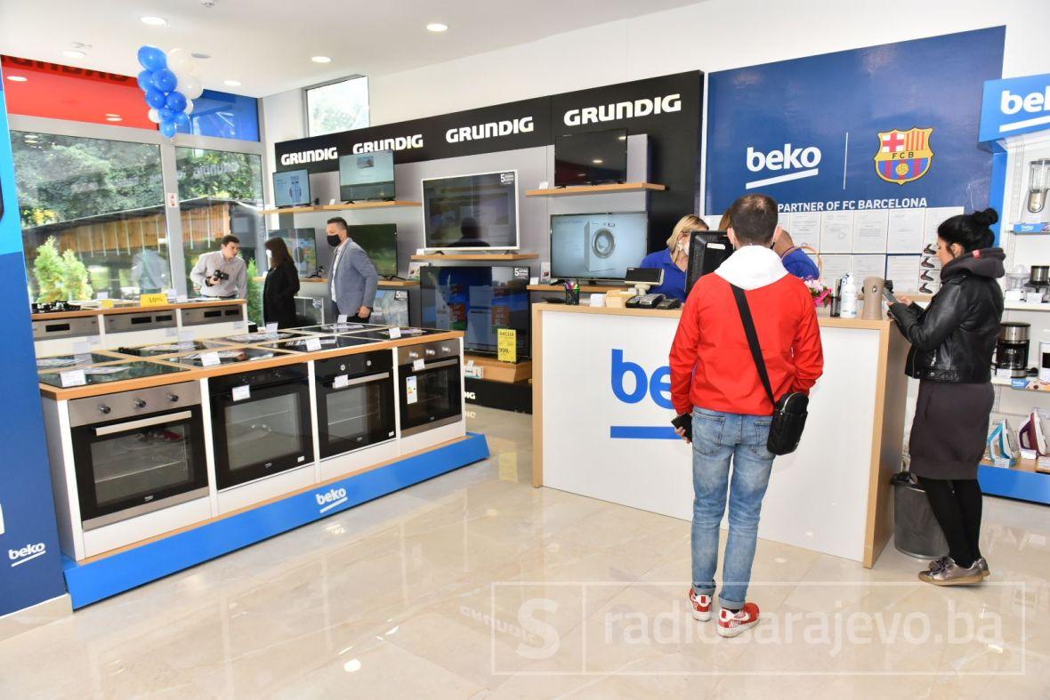Svečanost /Otvoren novi Omega Beko shop u Sarajevu, u naselju Ciglane ...