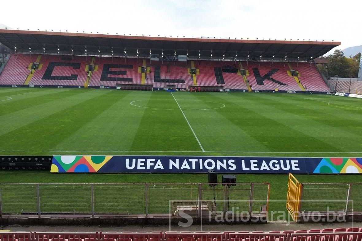 LN /Sve je spremno za utakmicu: Pogledajte kako izgleda teren na ...