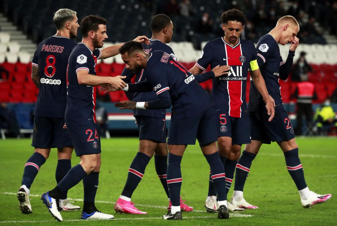 ! /Diže se zastava Lige prvaka: Derbi na startu, tri Bosanca na terenu ...