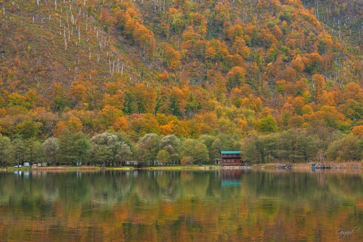 BiH /Kada priroda uzme kist u ruke: Uživajte u jeseni na Boračkom ...