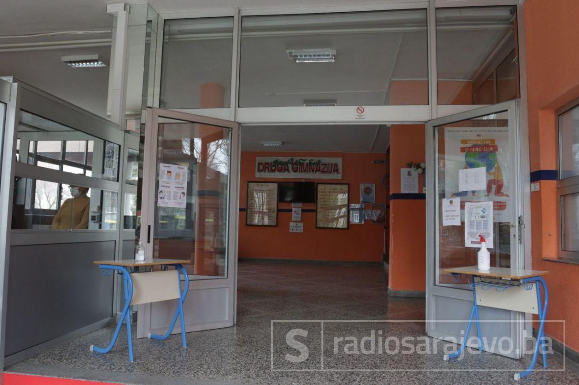 Misli o prirodi/Istražujemo ekološke prakse: Druga gimnazija Sarajevo ...