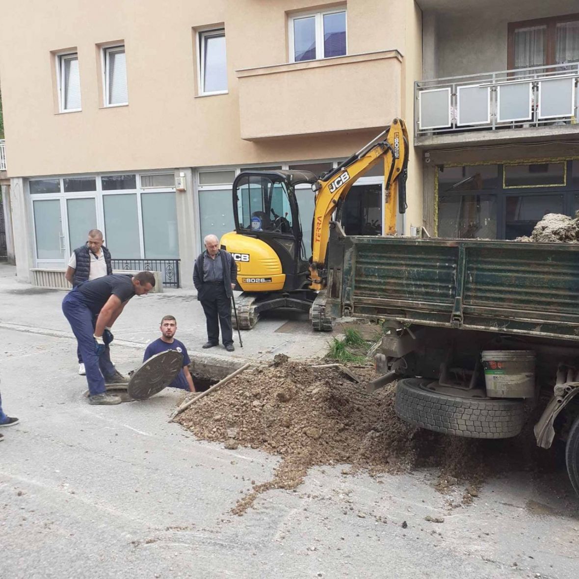 KS /Vodovod i danas vrši popravke: Brojne sarajevske ulice bez vode / Radio Sarajevo